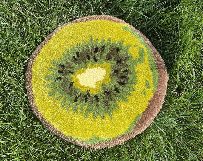 Kiwi Tufted Wall Hanging, Fruit Wall Decor Rug, Custom Kiwi Slice Punch ...