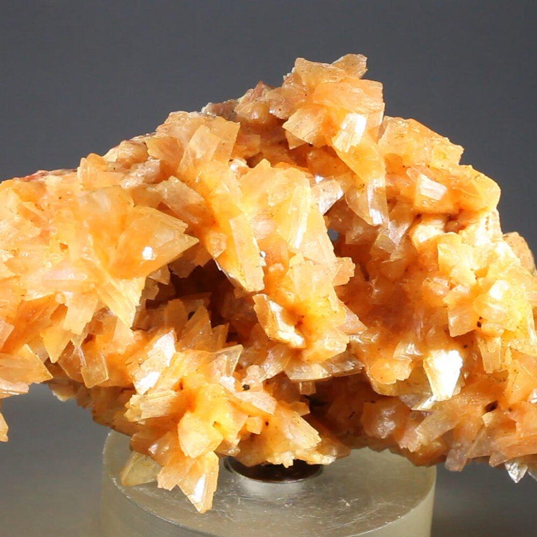 Rare Red Heulandite Crystal Cluster ~70mm | MHU043 - Etsy