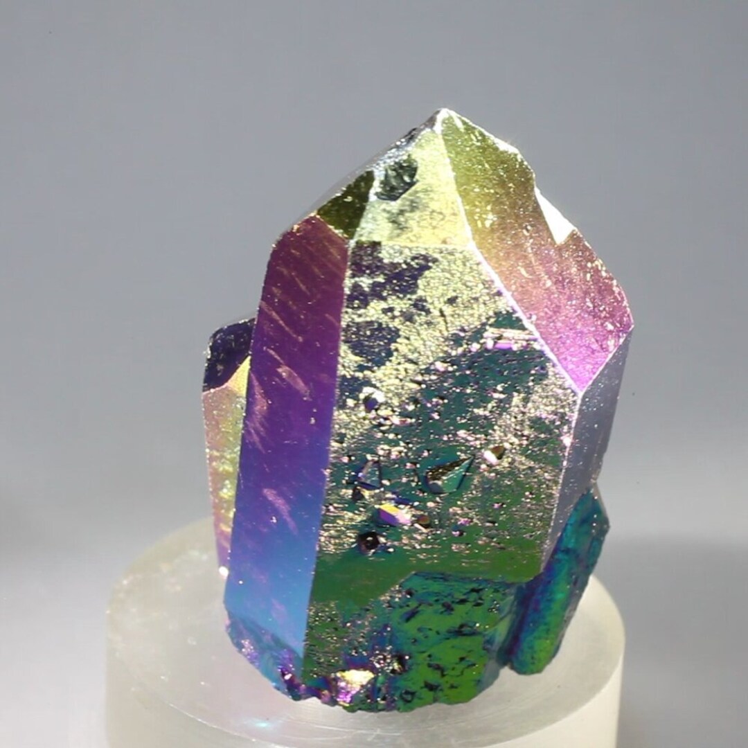 Rainbow Aura Quartz Healing Crystal ~46mm | QAQ1739 - Etsy
