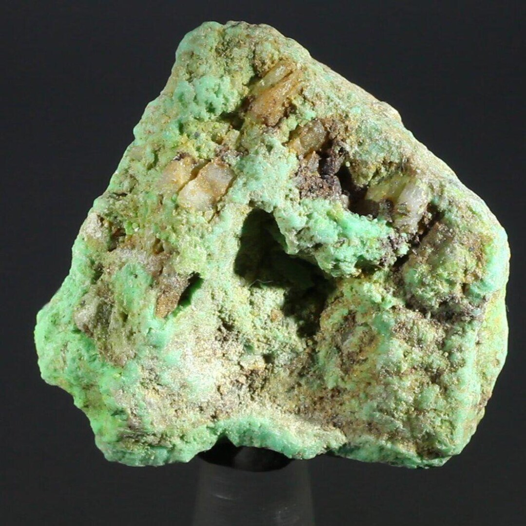 Gaspeite Healing Crystal ~33mm | XGP094 - Etsy