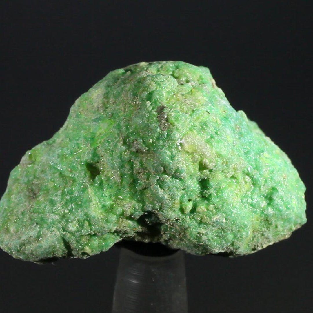 Gaspeite Healing Crystal 41mm XGP085 - Etsy