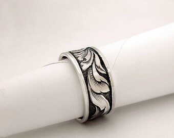 Hand Engraved Ring - Etsy