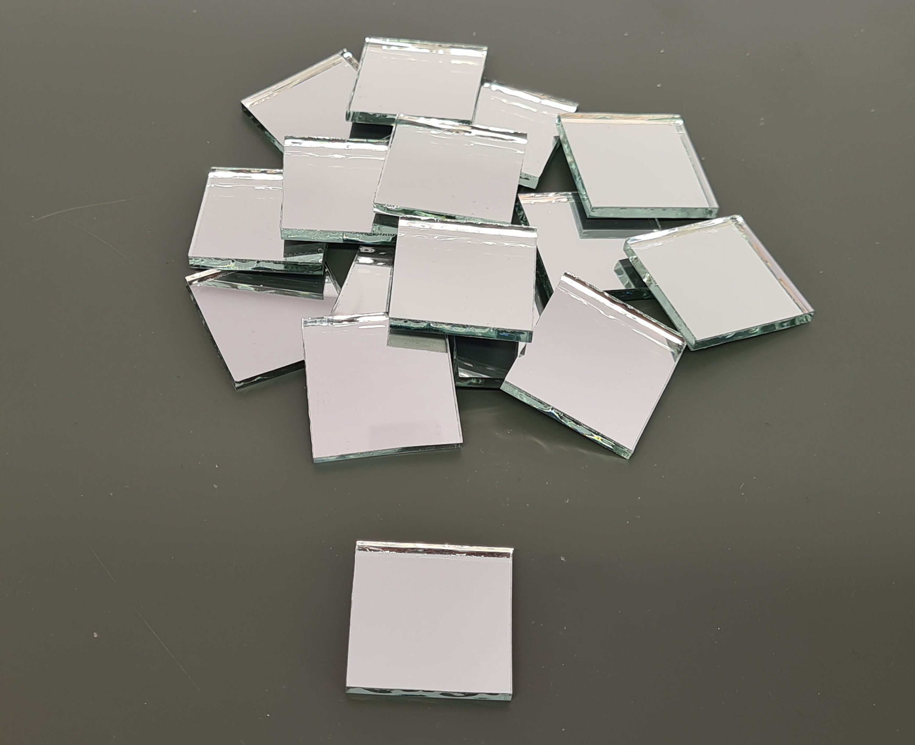 50 Pieces, Silver Glass Mirror Tiles, Size Approx 1" X 1" (22 X 22 Mm ...