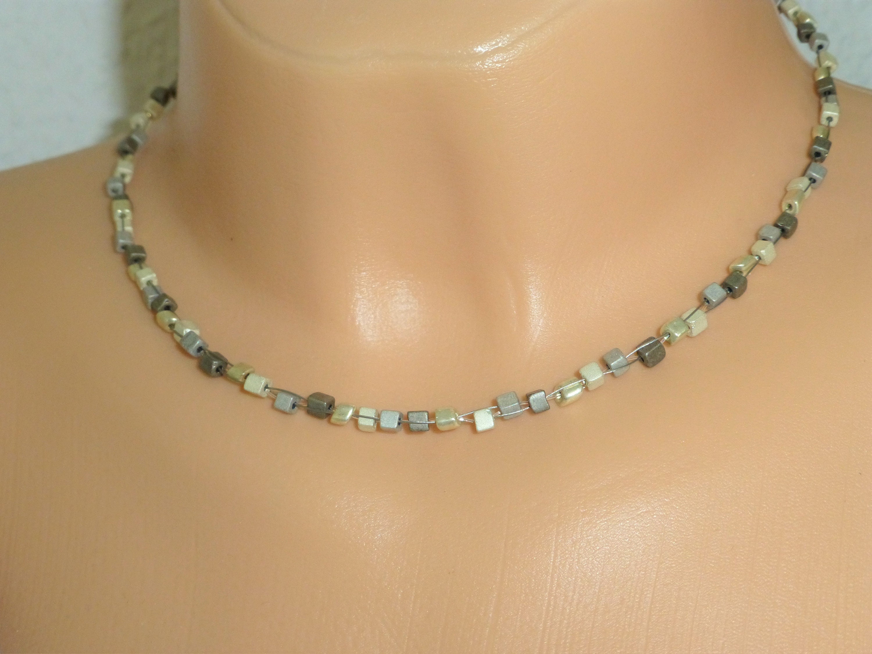 Cube Chain Grey-silver Metallic Matte, Wire Necklace, Glass Bead ...