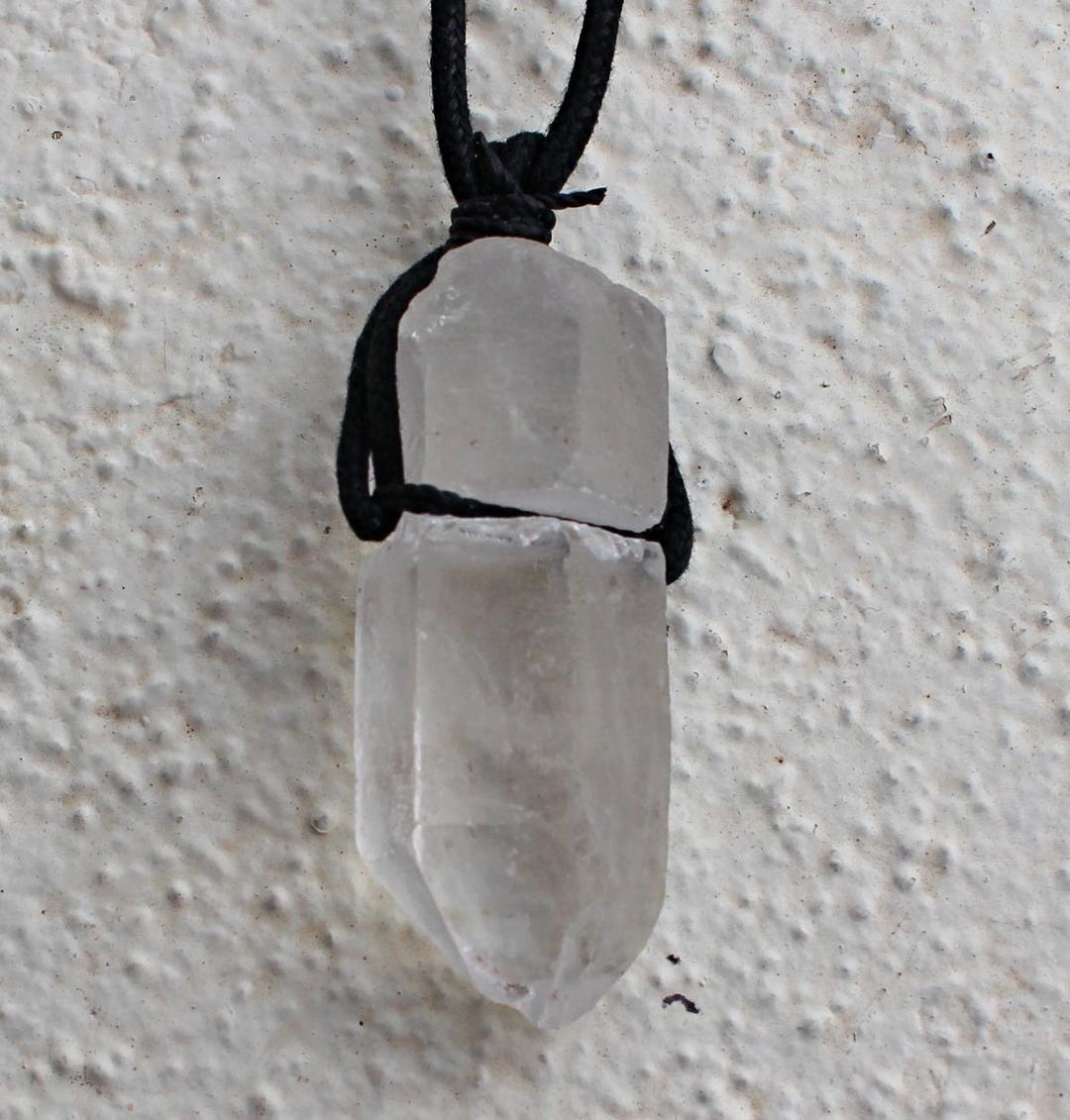 The Heartshard of Virelai Pendant ( Money, Protection & More ( FREE ...