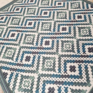 SQUARE AWAY: Overlay Mosaic Crochet Afghan/blanket Pattern. Chart and ...
