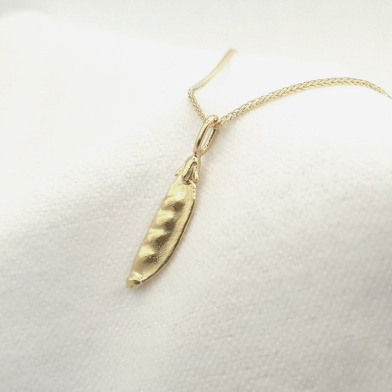 Sweet Peas Necklace - Etsy