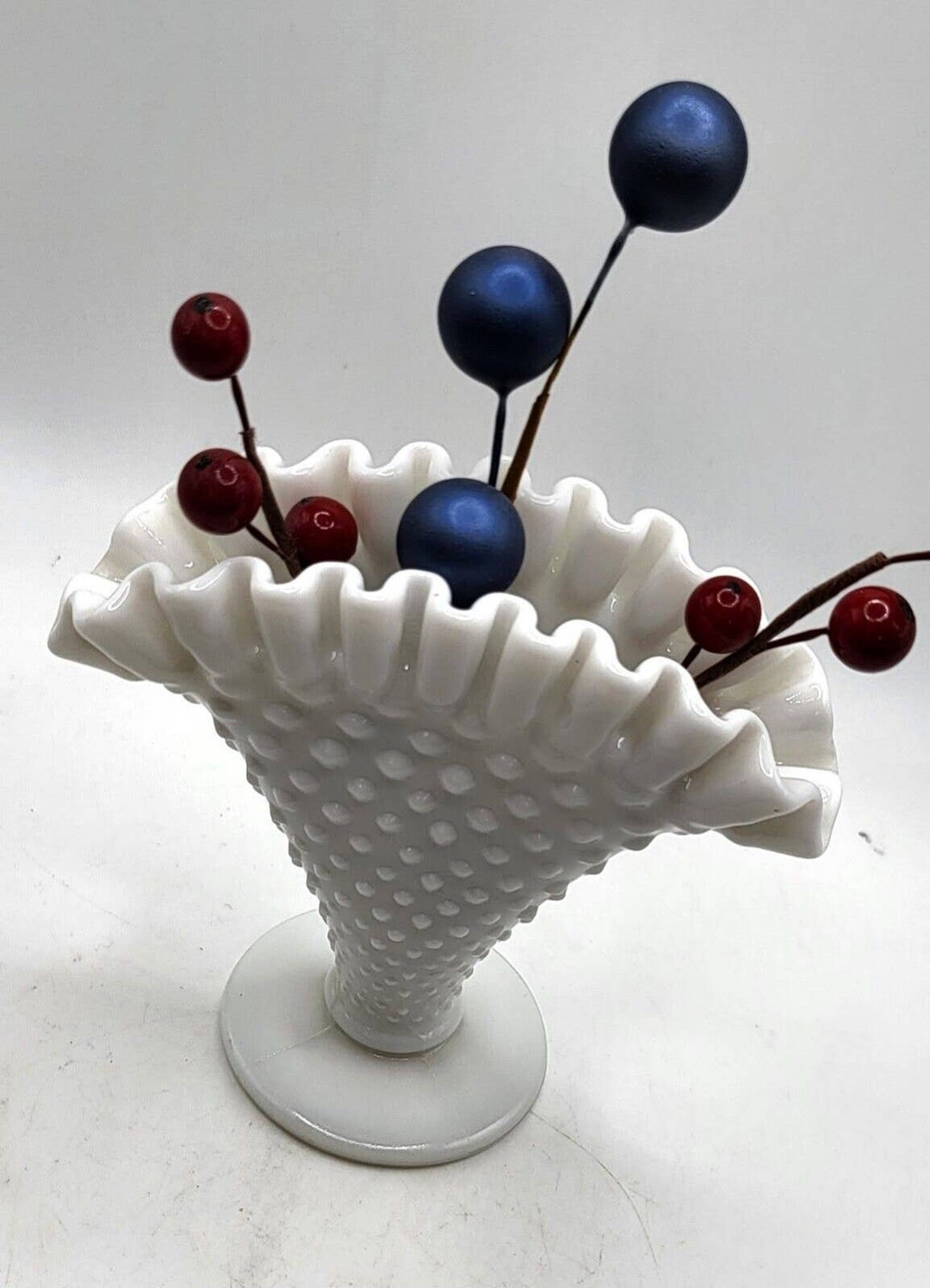 Vtg Fenton White Milk Glass Hobnail Fan Flower Vase Scalloped - Etsy