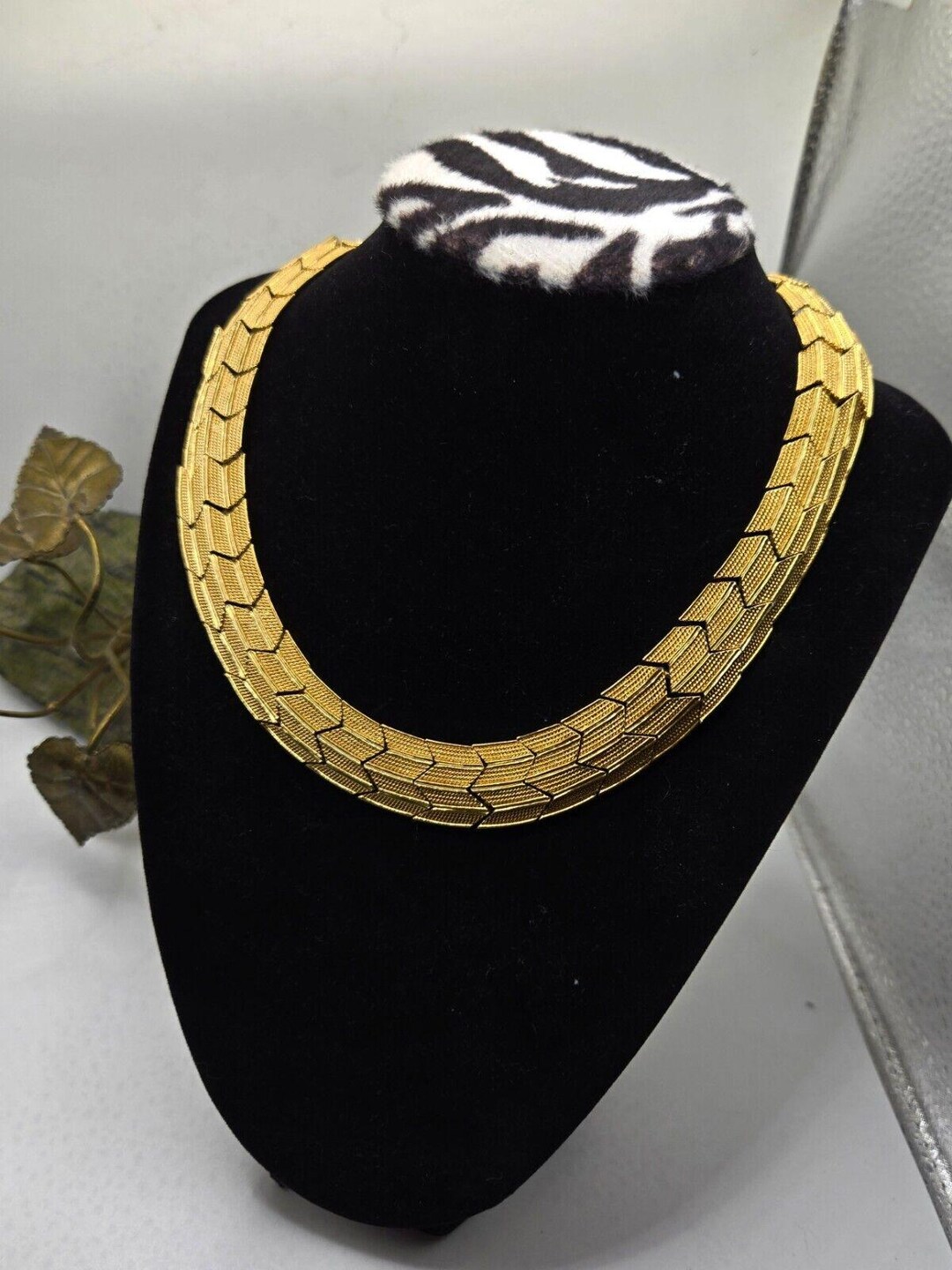 Vintage NAPIER Gold-tone Chevron Link Chain Collar Necklace Pat ...