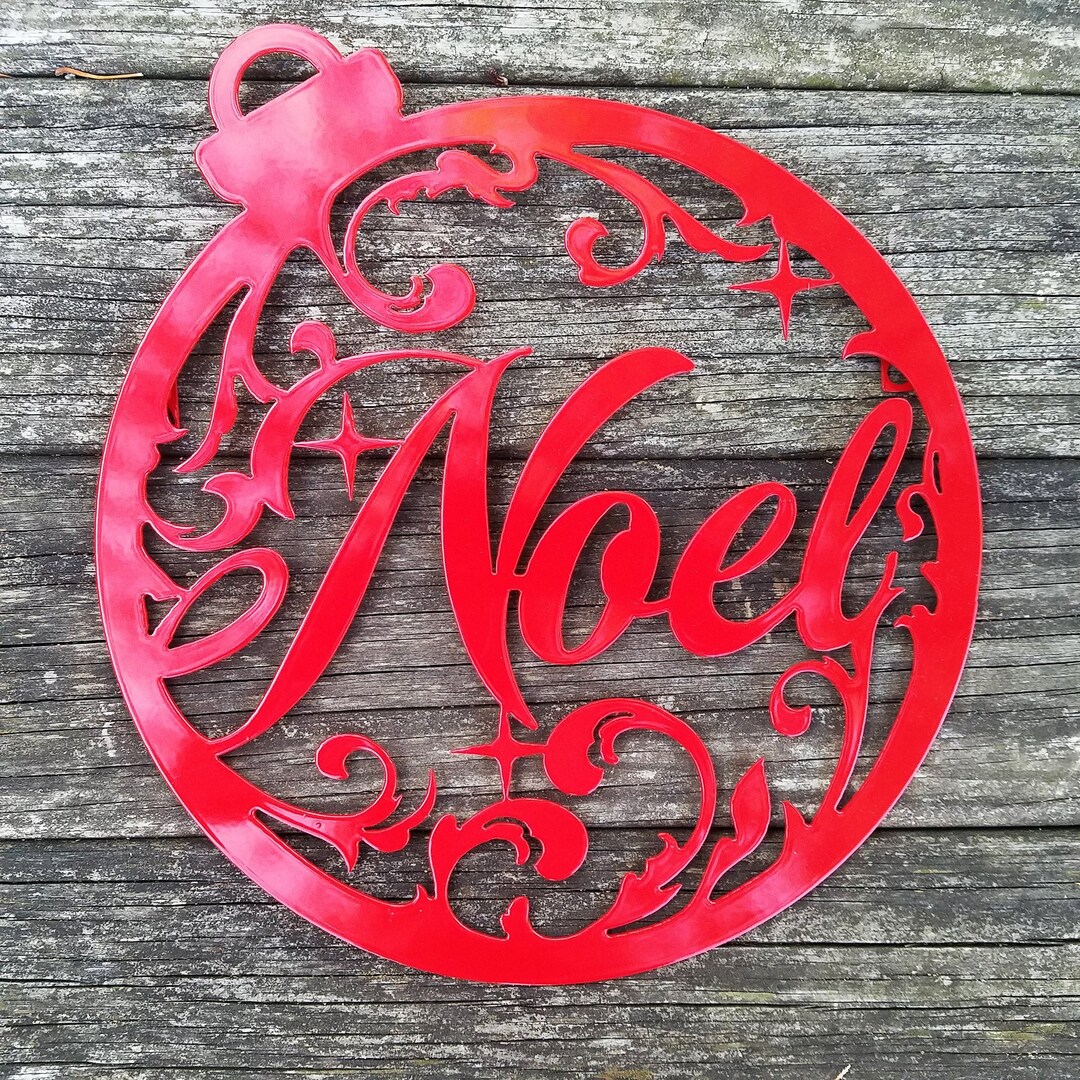 Noel Round Metal Sign - Christmas Decoration - Xmas Tree Ornament ...