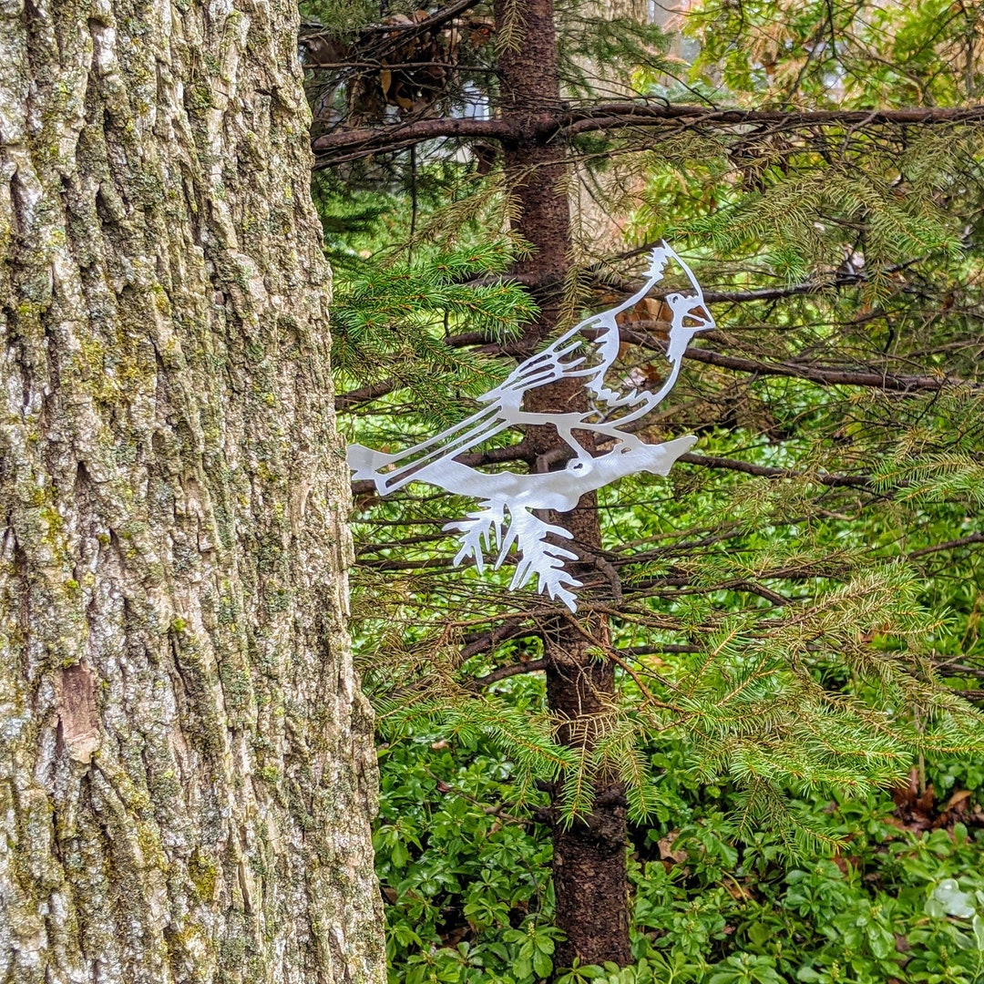 Cardinal Metal Bird Tree Sign - Hammer-in Steel Bird Silhouette Sign ...