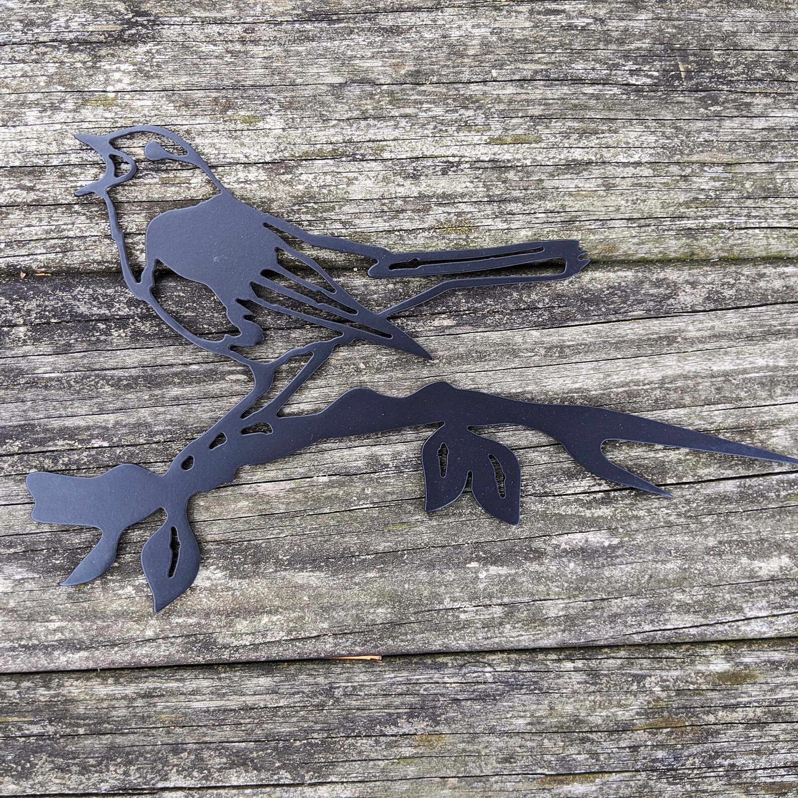 Nightingale Metal Bird Tree Sign - Outdoor Metal Bird Silhouette ...