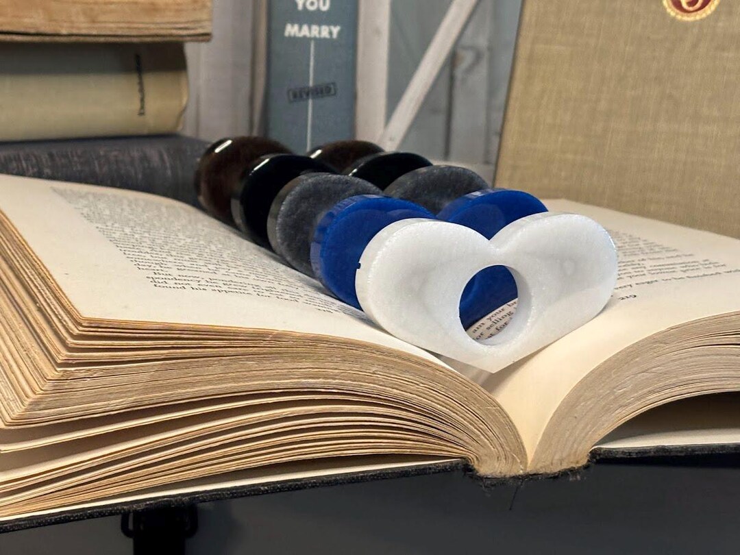 Resin Book Page Holder Solid Color Thumb Bookmark - Etsy