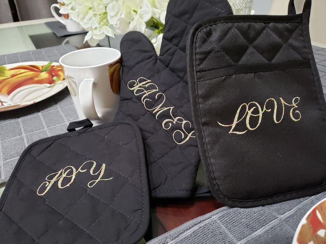 Personalized Kitchen Sets, Custom Kitchen Sets, Personalized Potholders ...