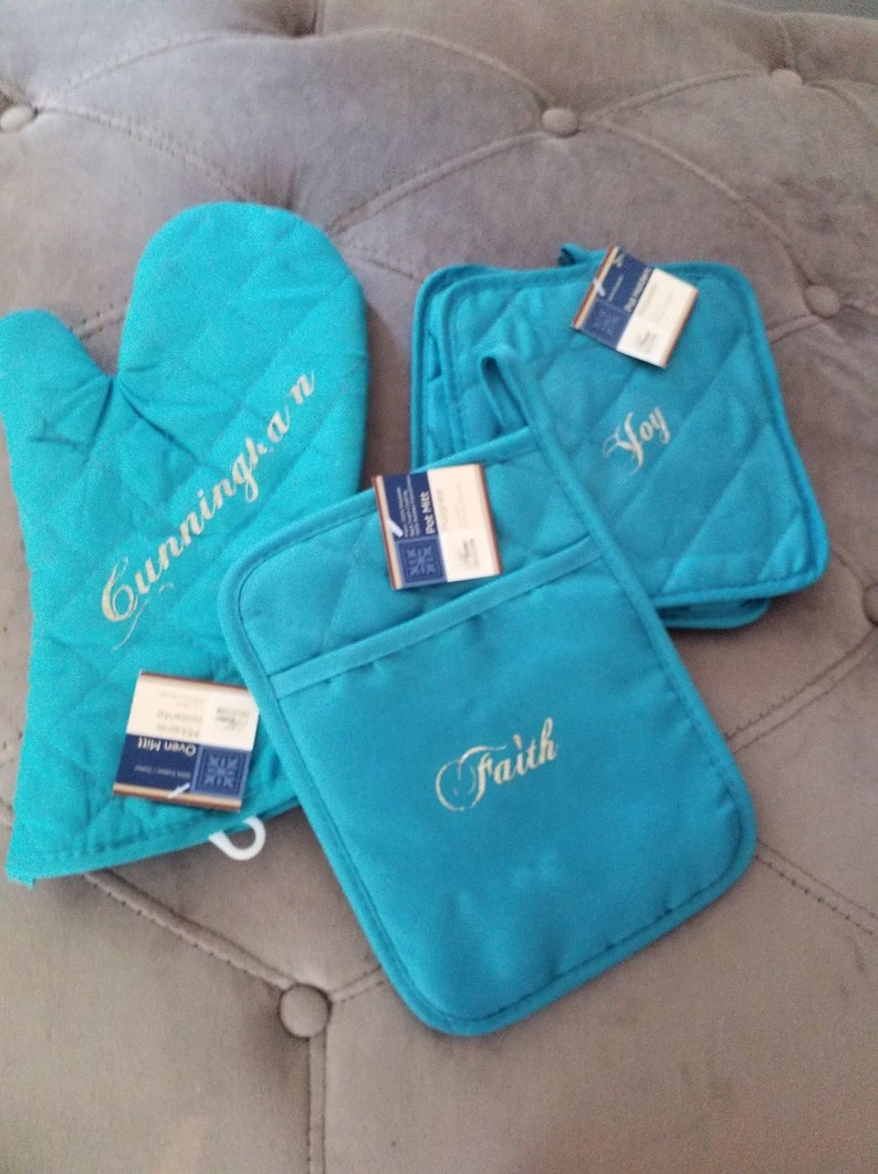 Personalized Kitchen Sets, Custom Kitchen Sets, Personalized Potholders ...