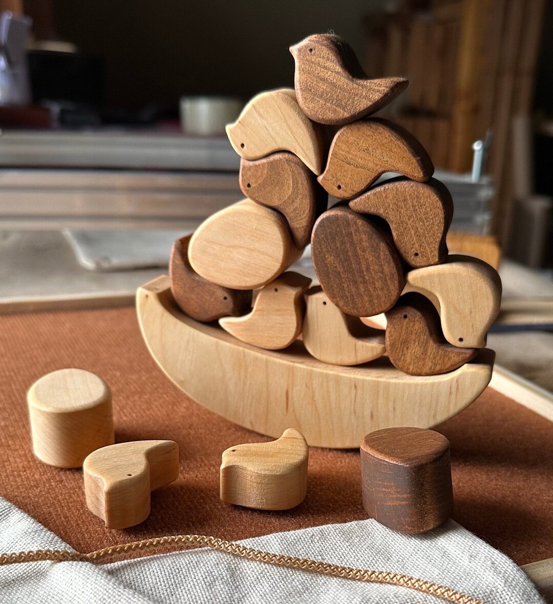 Hand Carved Wooden Bird Balancing Toy 17 Pcs: Nest With Wood Birds and ...