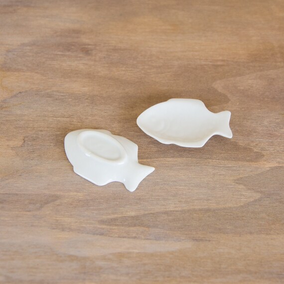 2 Miniature fish plates | Etsy