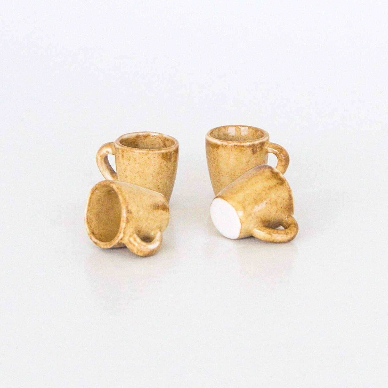 10 Miniature mug Dollhouse ceramic | Etsy