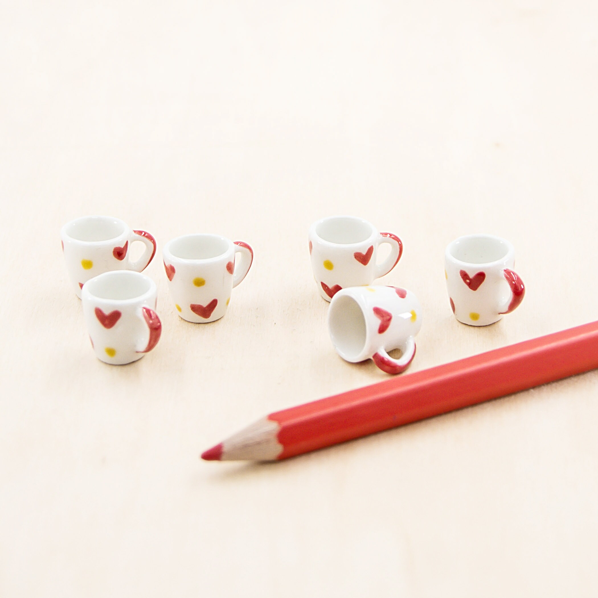 4 Miniature mug Ceramic miniatures | Etsy