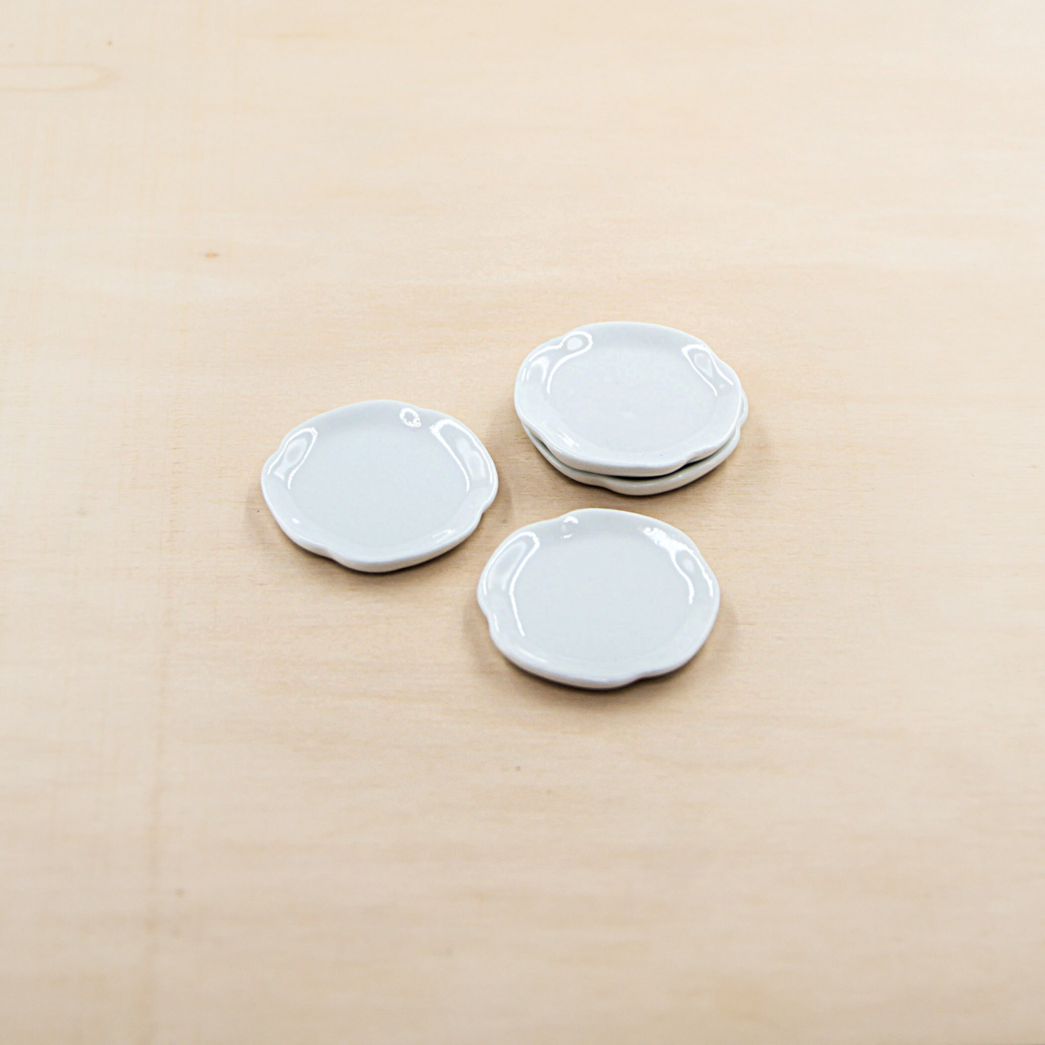 4 Miniature plates Ceramic dinnerware | Etsy