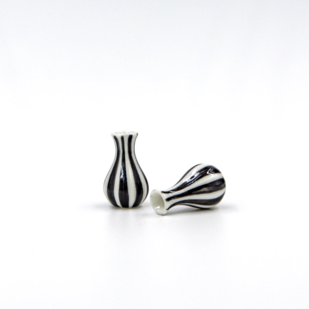 2 Miniature Vases Dollhouse Pottery - Etsy