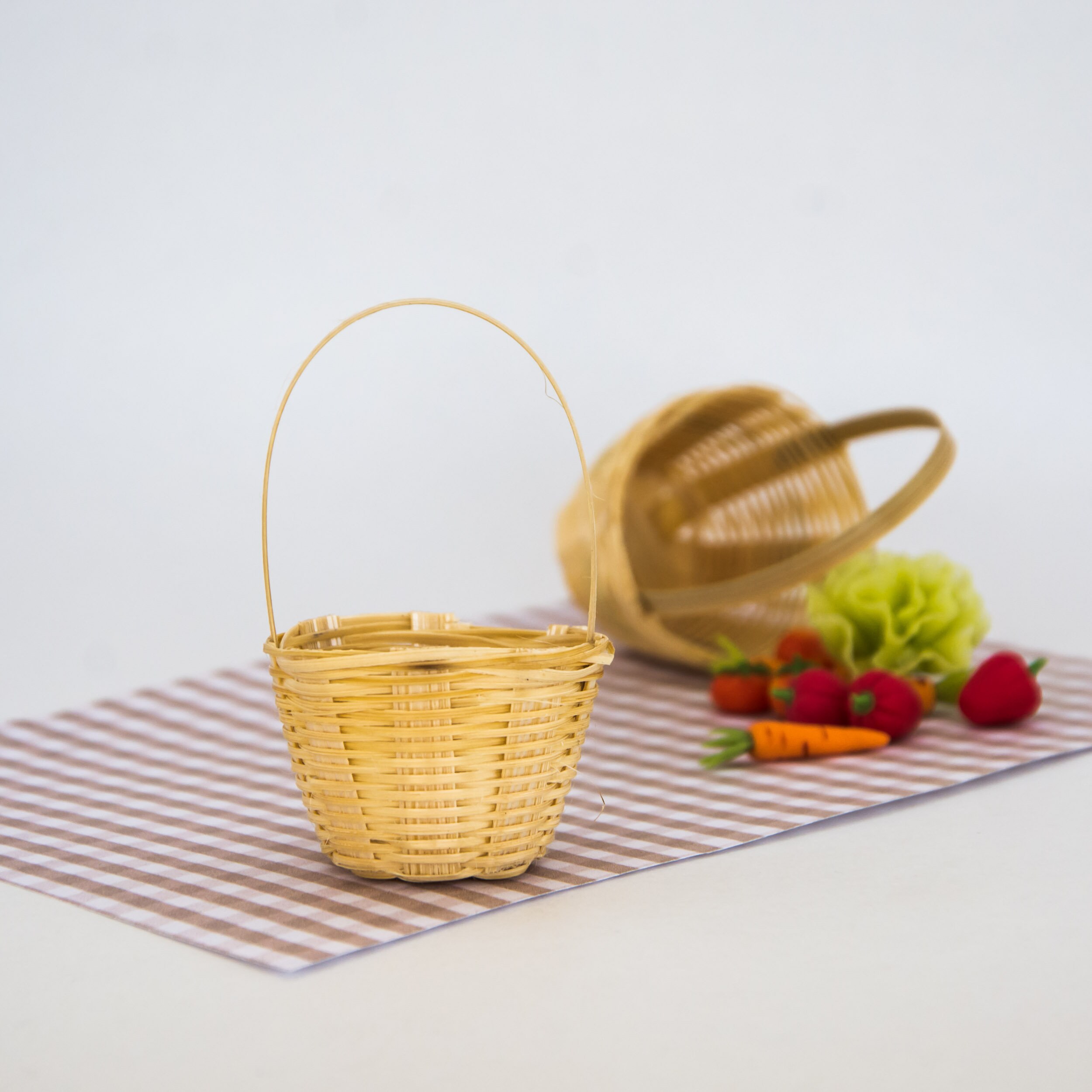 25 Miniature Basket Small Wicker Basket Props Replica | Etsy