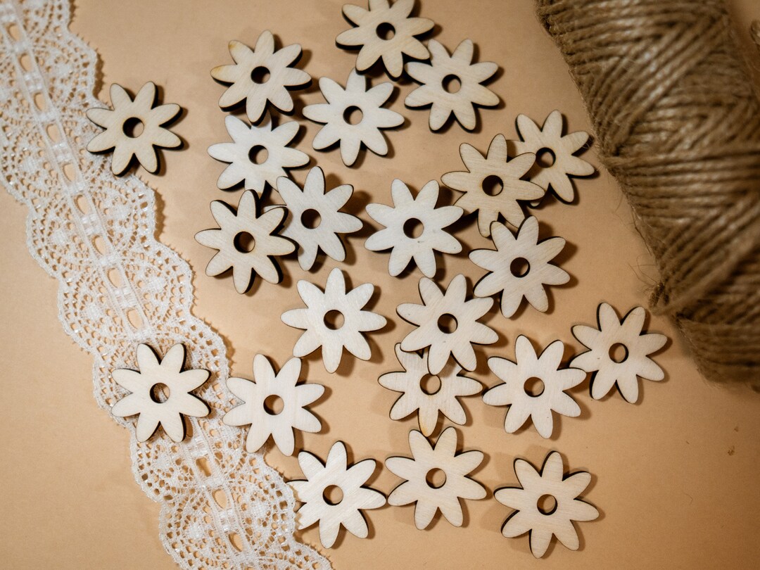25 Pcs Daisy Flower Shapes Tiny Confetti, Unfinished Wood Cutouts ...