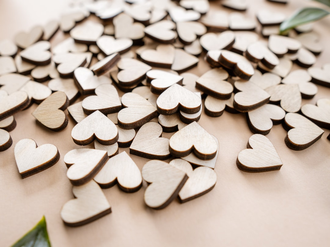 50 Wedding Table Decorations Tiny Mini Heart Shapes, Small Wooden Heart ...