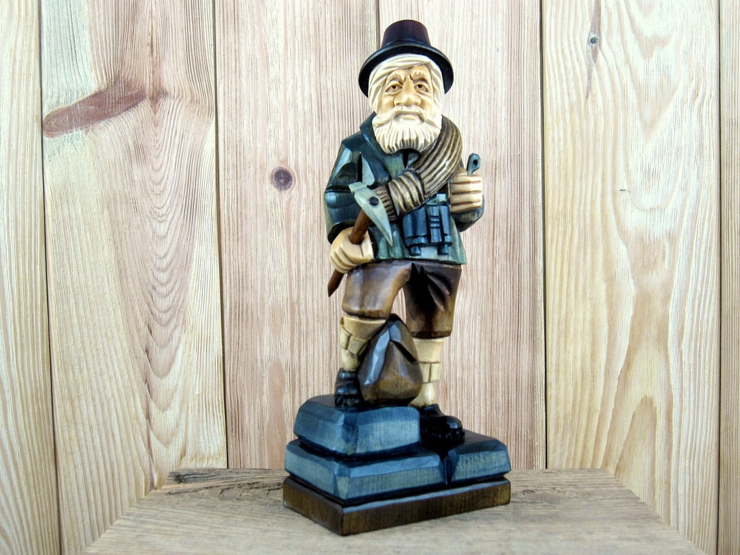 Wood Carved Mountain Climber, Rock Climber, Carved Wood Faces, Climber ...