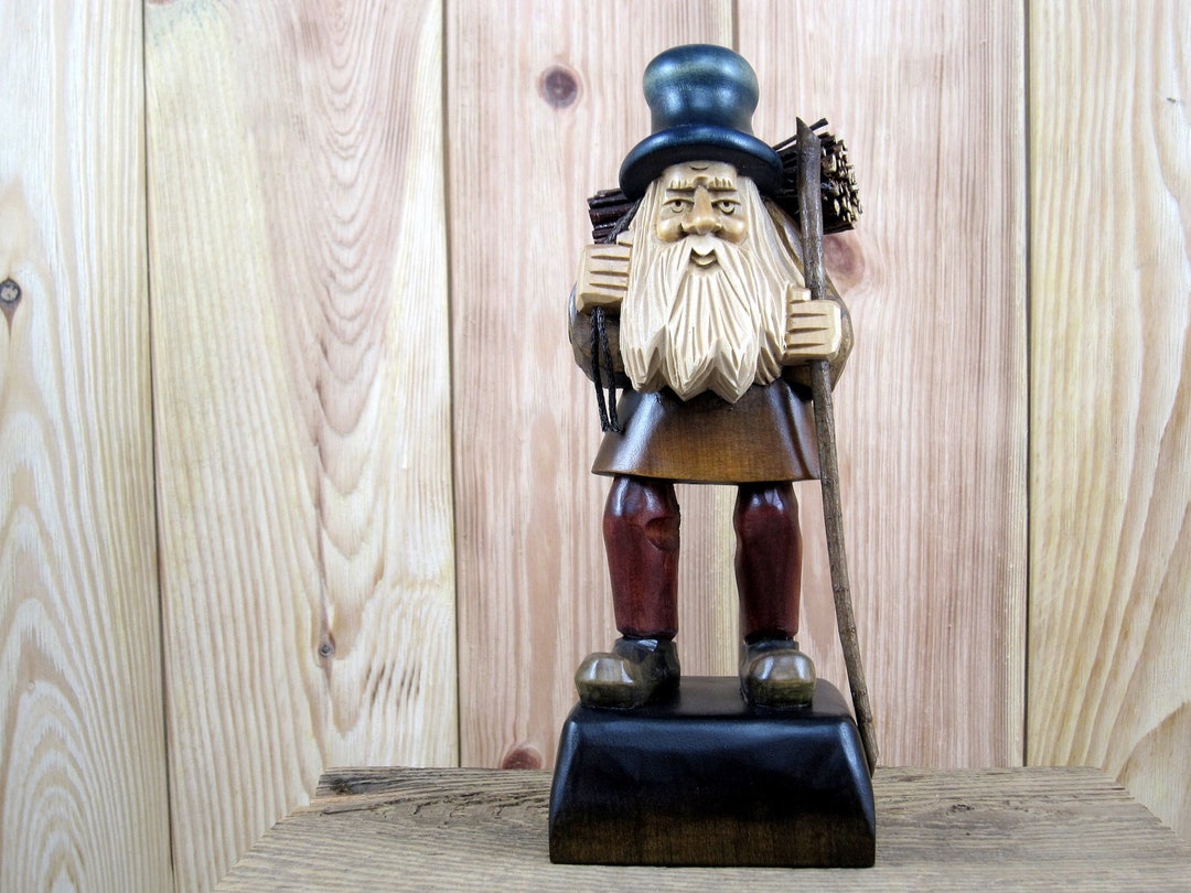 Carved Wood Man Gathering Brushwood. Craft Wood, Wooden Figures, Folk ...