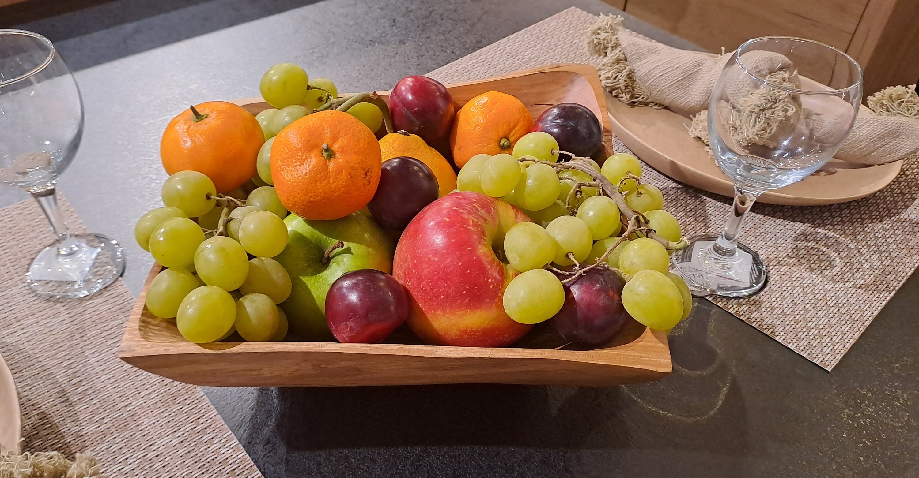 Pear-tree Wood Bowl, Hand Carved, Oiled, Decoration, Kitchen, Dining ...