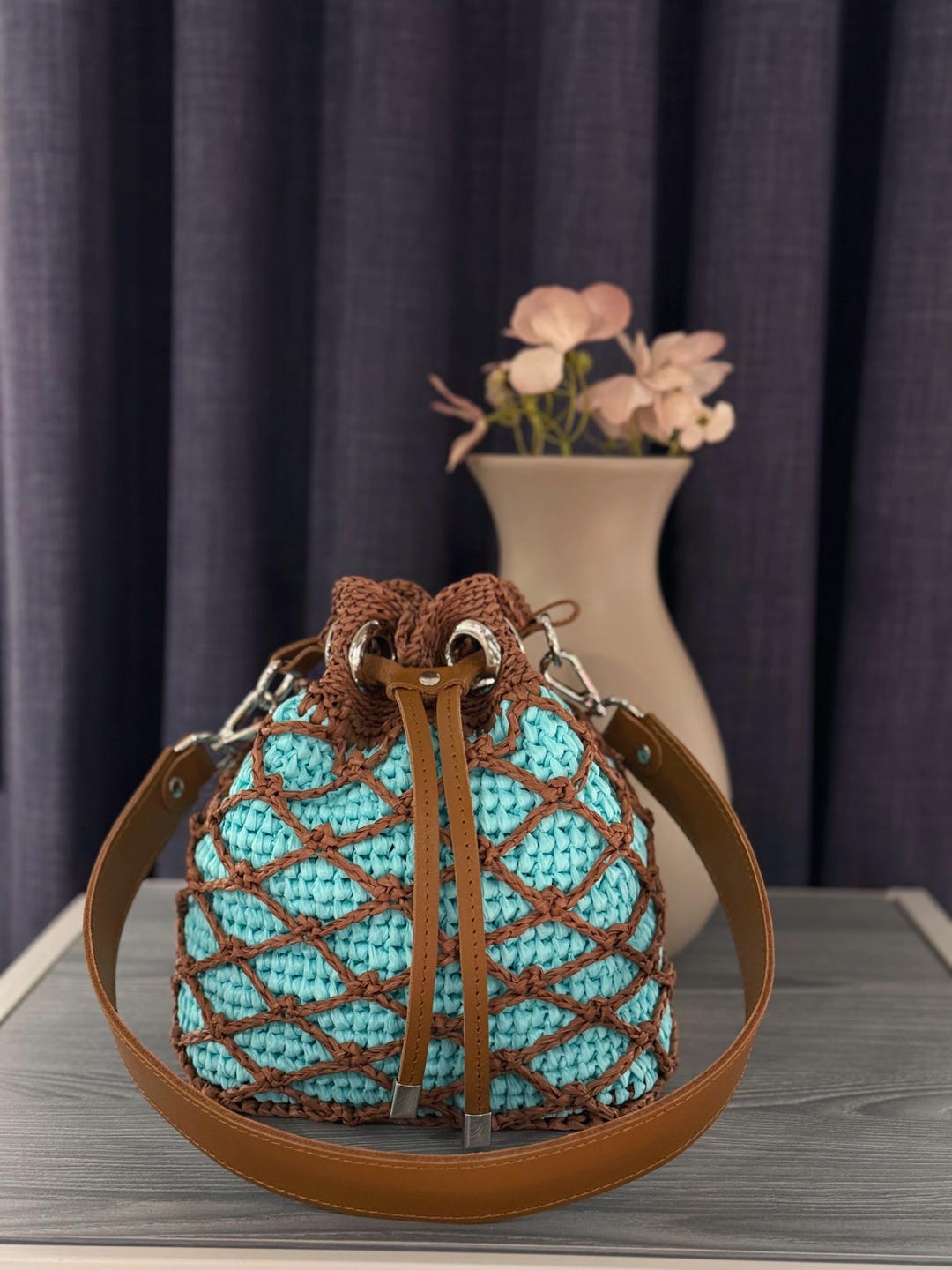 Raffia Bag Tutorial | Crochet Bucket Bag Video | Pina Colada Bag PDF ...