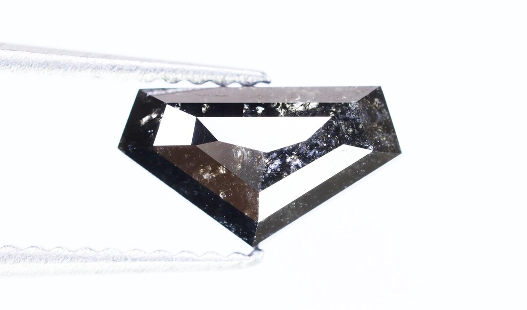 0.86 Ct, 5.0 X 9.0 X 2.3 MM, Pentagon Shape Fancy Black Color Natural ...