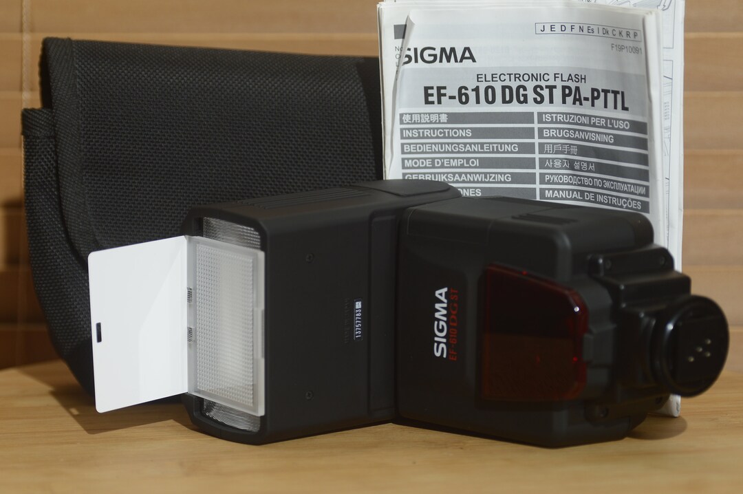 Sigma 610 DG ST Pa-pttl Flash With Case and Instruction Manual. Pro ...