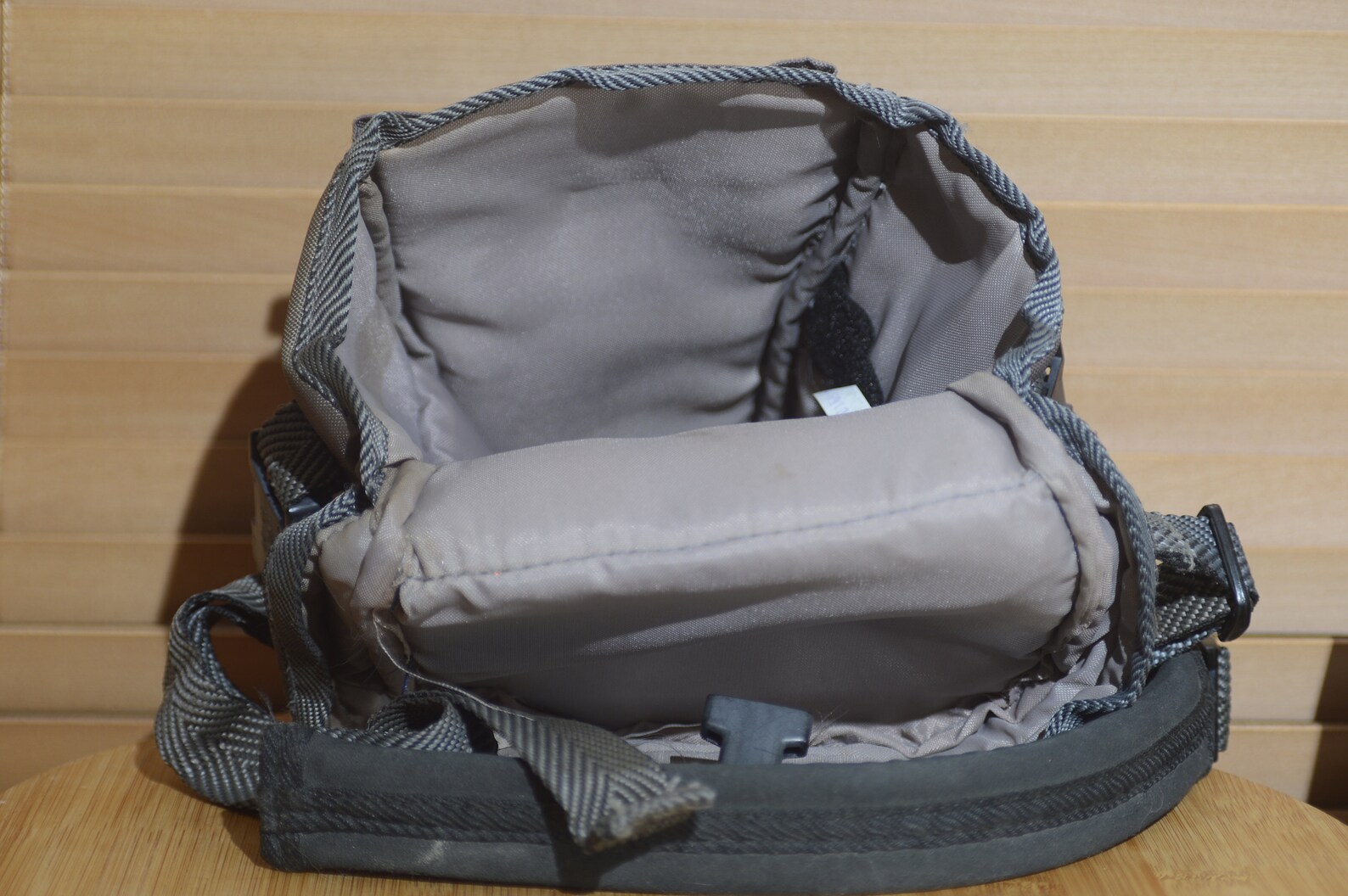 Tuf Foto Pro Grey Padded Snug Fit Camera Case. With Waist and Shoulder ...