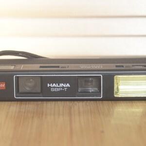Halina SBP-T Teleflash 110mm Camera . Built in Flash for Low Light ...