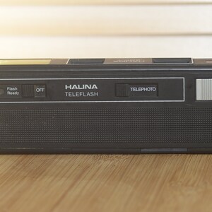 Halina SBP-T Teleflash 110mm Camera . Built in Flash for Low Light ...