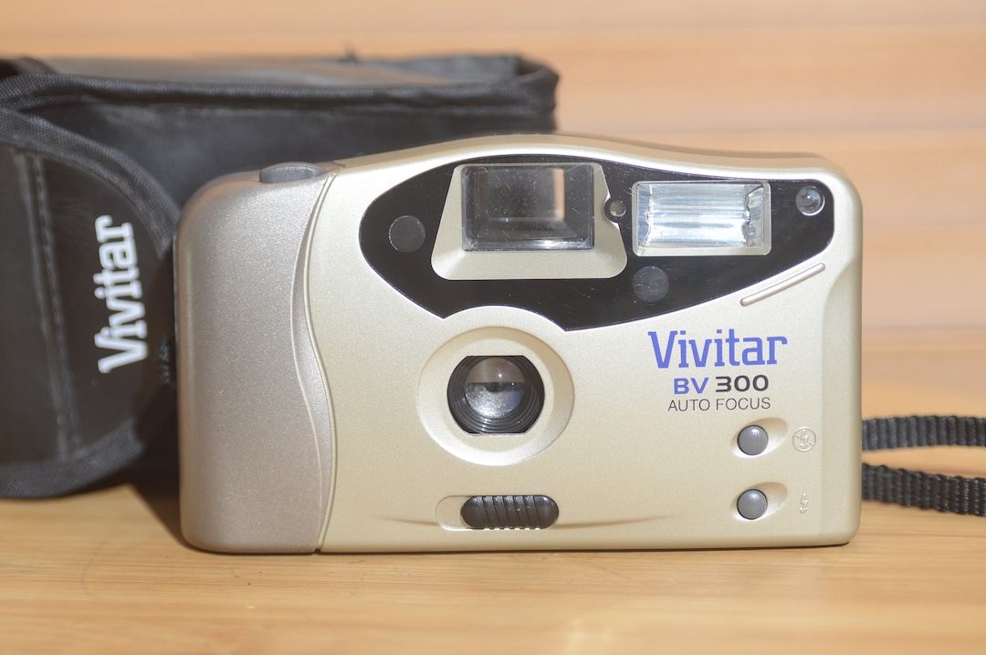 Vivitar BV300 35mm Compact Camera With Case. Super Cute Vintage Point ...