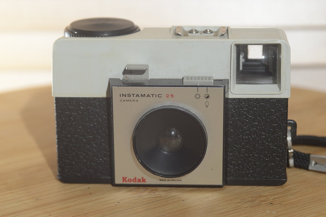 Kodak Instamatic 25 Camera. Super Cute Retro Camera - Etsy