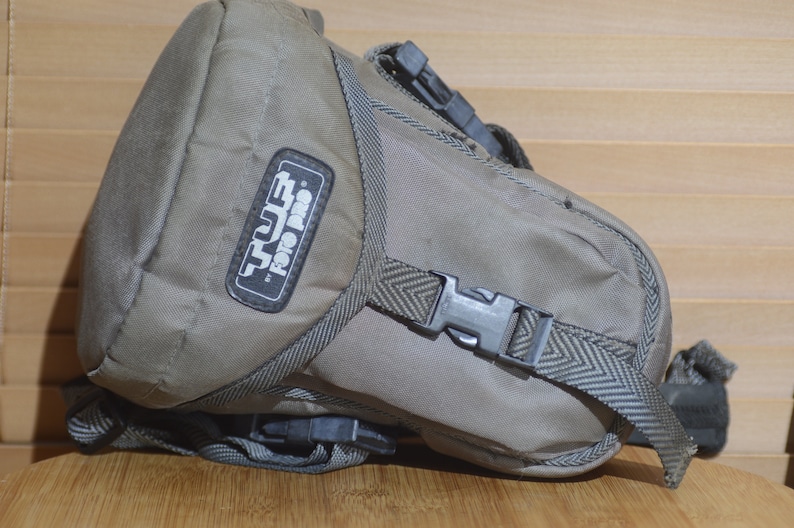 Tuf Foto Pro Grey Padded Snug Fit Camera Case. With Waist and Shoulder ...