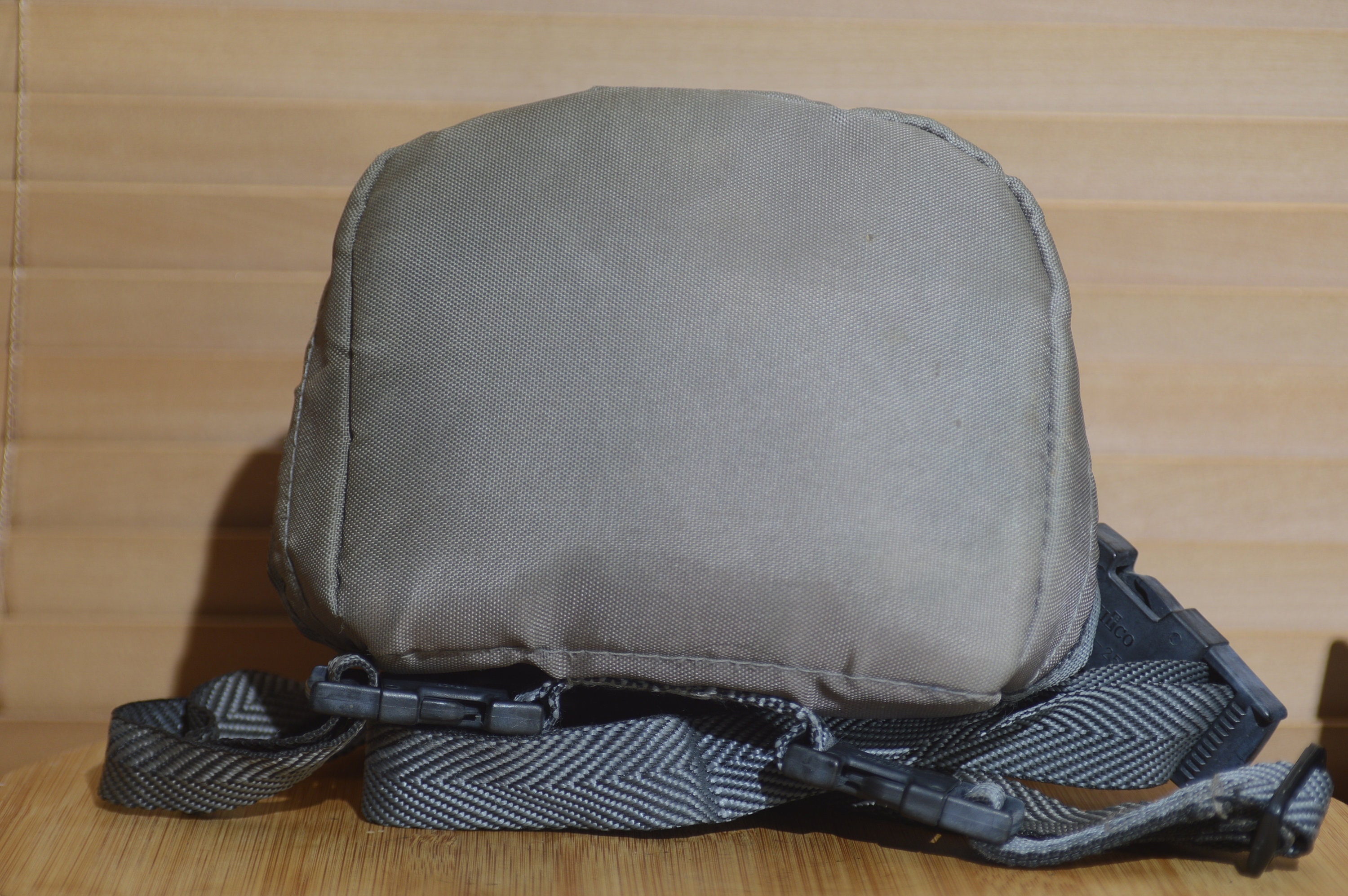 Tuf Foto Pro Grey Padded Snug Fit Camera Case. With Waist and Shoulder ...