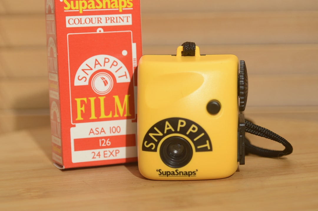 Snappit Supa Snaps 126mm Novelty Film Camera With Unopened Expired Film ...