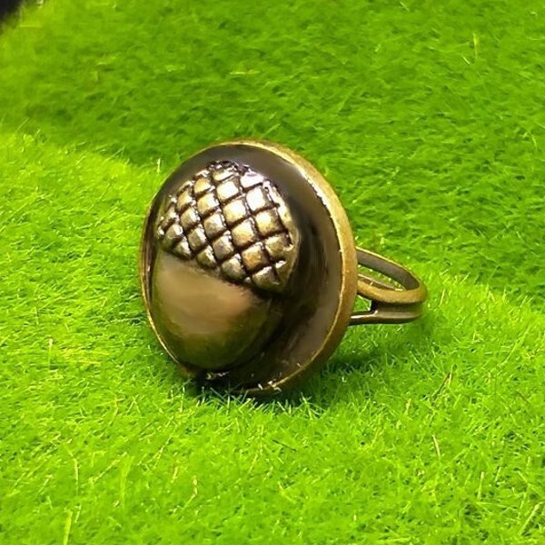 Acorn Button - Etsy