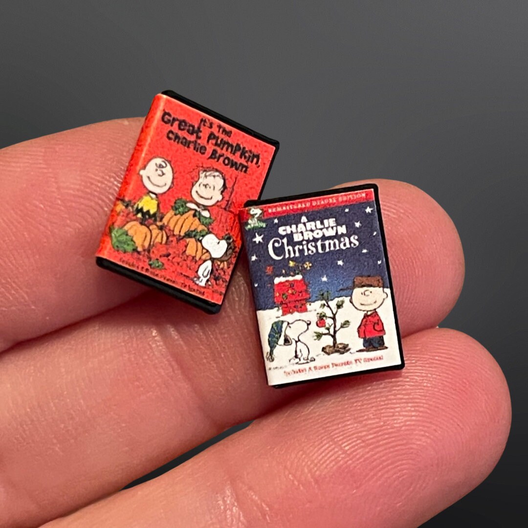 Dollhouse Movie Set- 1:12th Scale- Dollhouse Furniture- Miniatures ...