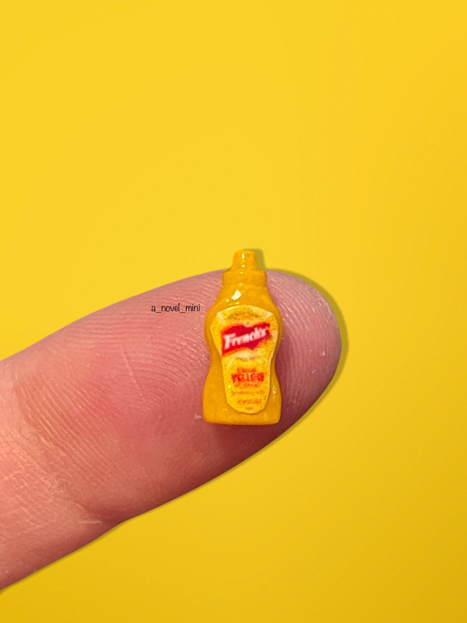 Dollhouse Mustard 1:12th Scale Dollhouse Kitchen Dollhouse Furniture ...