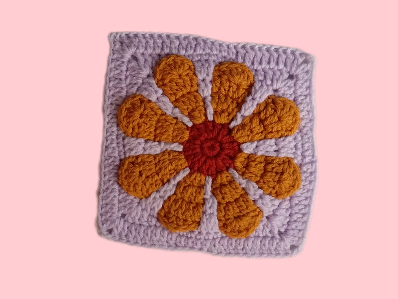 Retro Daisy Granny Square Crochet Pattern, Floral Granny Square, Flower ...