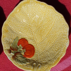 2 Cabbage Ware Dishes Green Beswick and Yellow Fielding With - Etsy UK