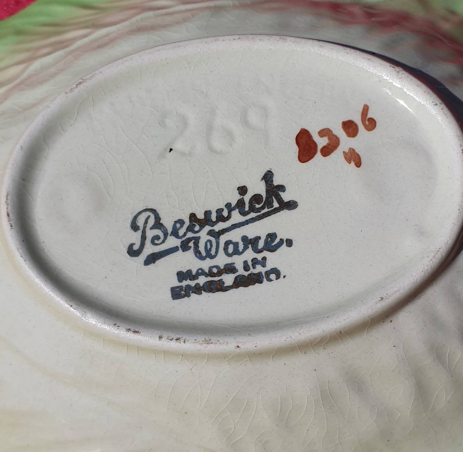 2 Cabbage Ware Dishes Green Beswick and Yellow Fielding With - Etsy UK