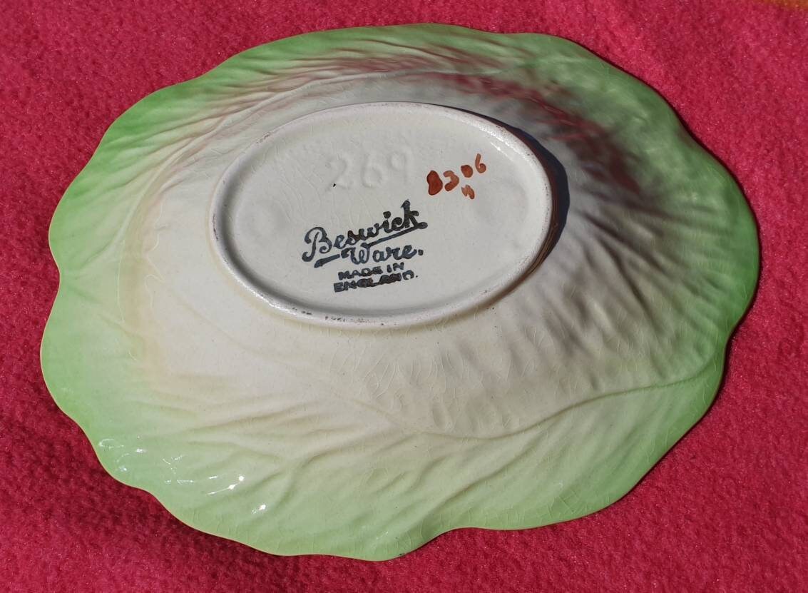 2 Cabbage Ware Dishes Green Beswick and Yellow Fielding With - Etsy UK