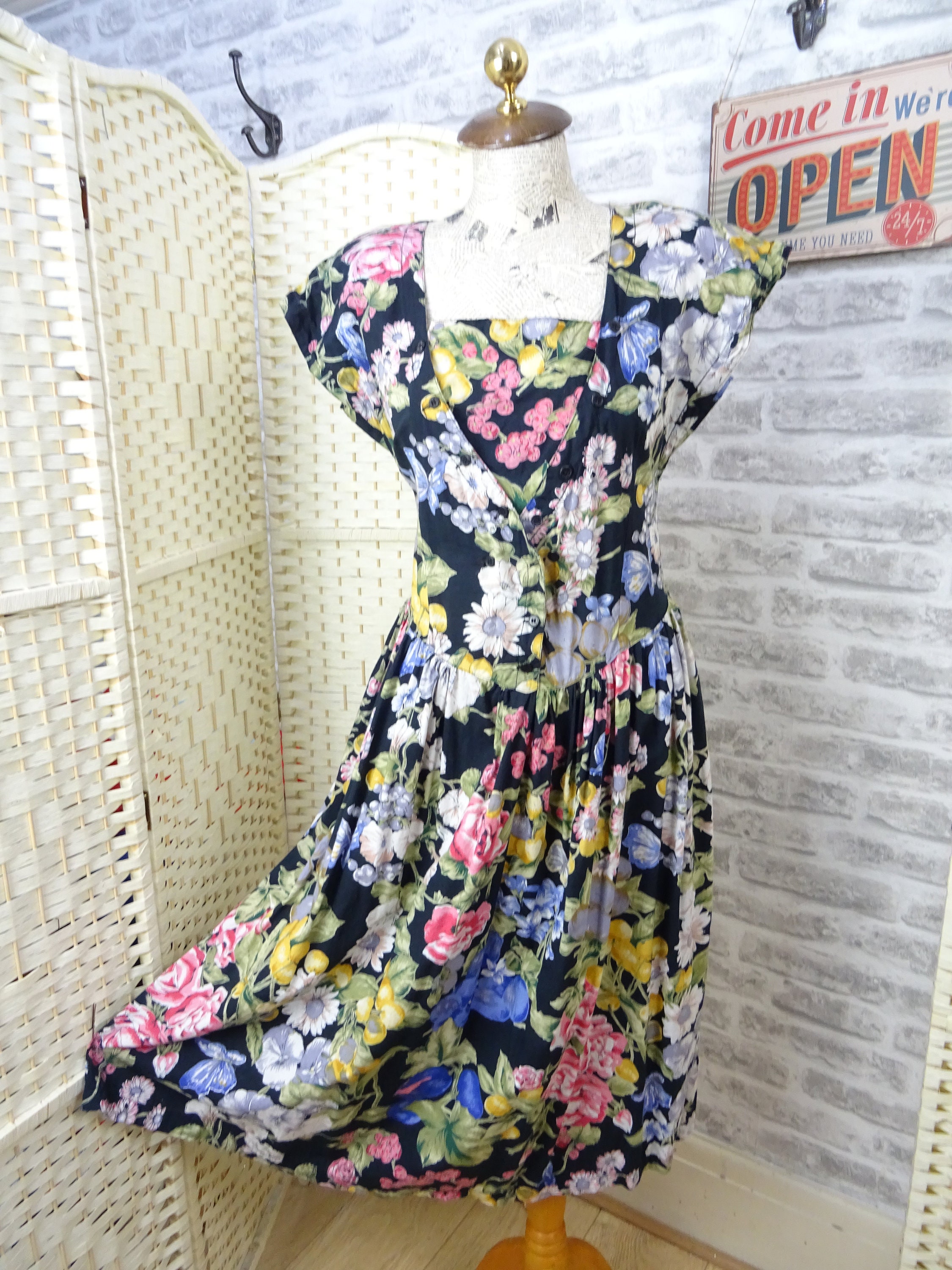 Vintage Chintzy Tea Dress Dark Floral Boho Drop Waist Gypsy Garden ...